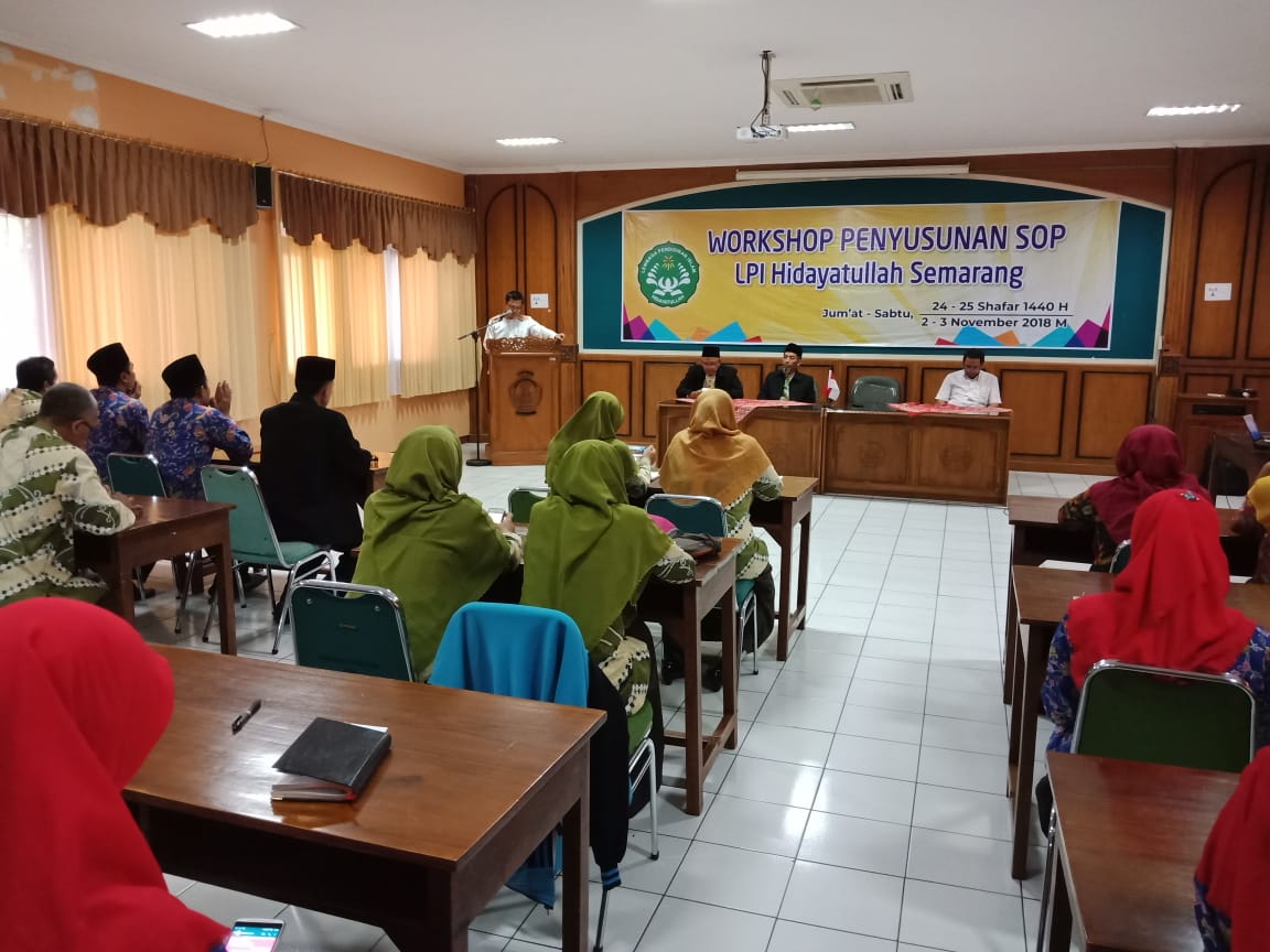 Tingkatkan Mutu Pelayanan Sekolah, LPIH Gelar Workshop Penyusunan SOP - Hidayatullah Semarang